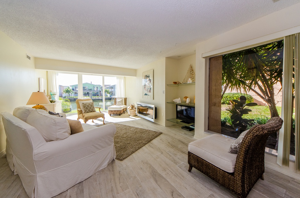 1 Windrush Blvd #97, Indian Rocks Beach, Indian Roc | Beycome™