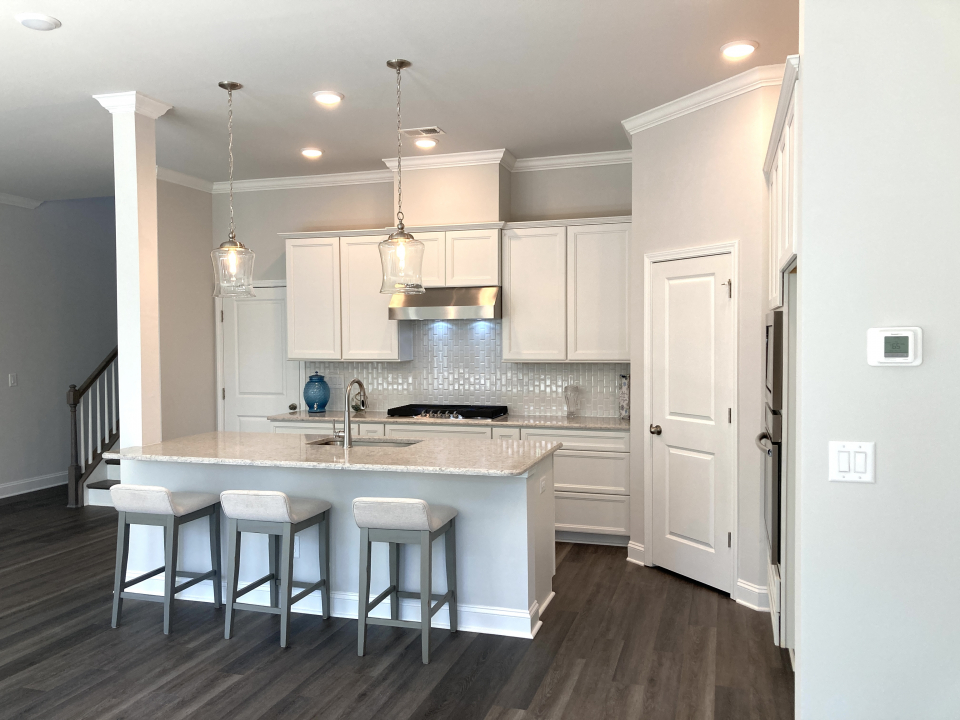 8225 Houser St, Cornelius, NC 28031 | Beycome™